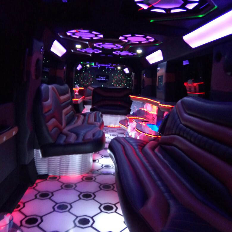 StriveME - مرسيدس جي 63 ليموزين... فخامة فريدة تليق بدبي!